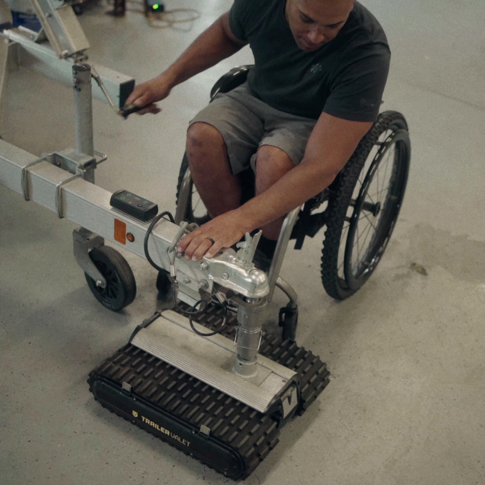 Trailer Valet RVR9 – 9,000 lb Remote-Controlled Trailer Mover